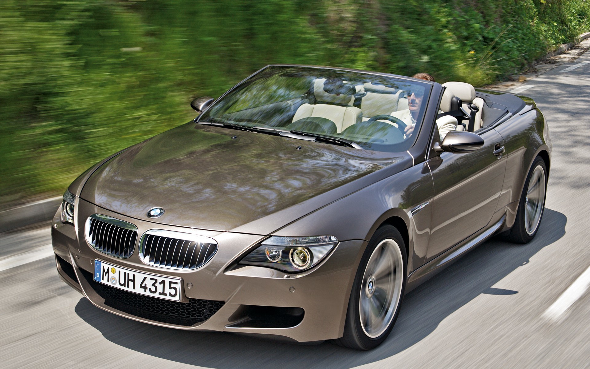 Wallpaper Grey Mercedes Benz Convertible Coupe on Green Grass Field ...