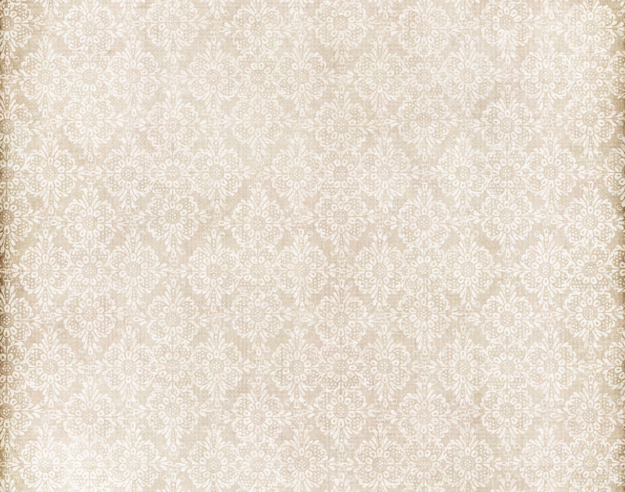 Cream wedding background | Honestweddingadvice.com
